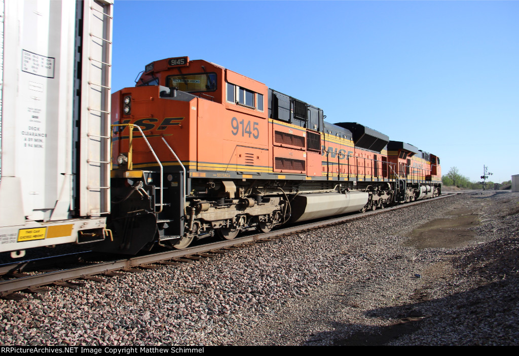 BNSF 9145